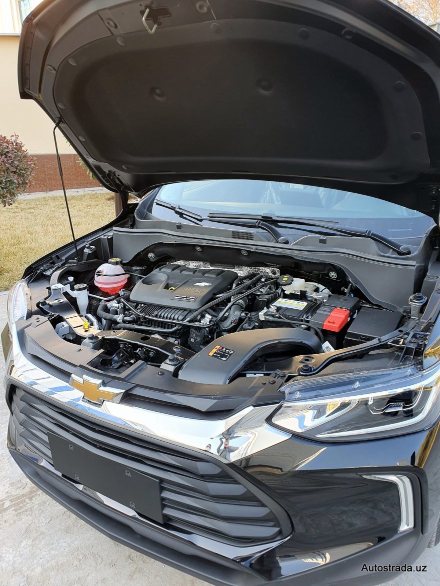 Чем отличаются позиции Tracker LT и Redline • Автострада