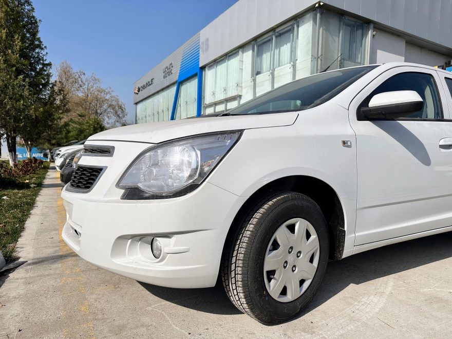 UzAuto Motors начал выпуск Chevrolet Cobalt на “механике” и без АБС ...